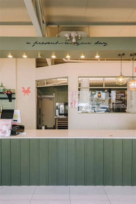 파스텔톤 컬러로 포인트를 준 18평 베이커리 인테리어 대구 달서구 대곡동