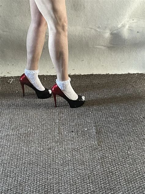 Some Extras I Found 13 Nude Pics Xhamster