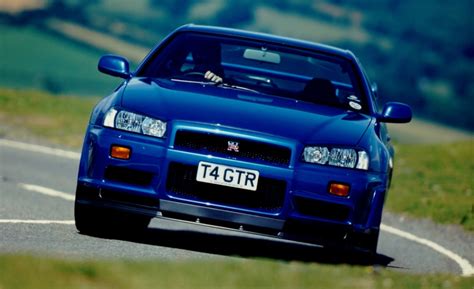 Skyline Gt R R34 1999 2002 Specs Performance And Photos Autoevolution