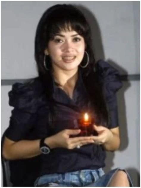 6 Foto Lawas Syahrini Dari Remaja Hingga Awal Karier Ini Curi Perhatian