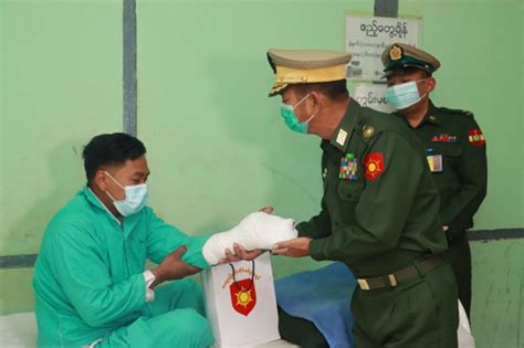 တပ်မတော်ဆေးရုံများ၌ တက်ရောက် ဆေးကုသမှုခံယူနေသူများအား ကြည့်ရှုအားပေး Myawady Webportal
