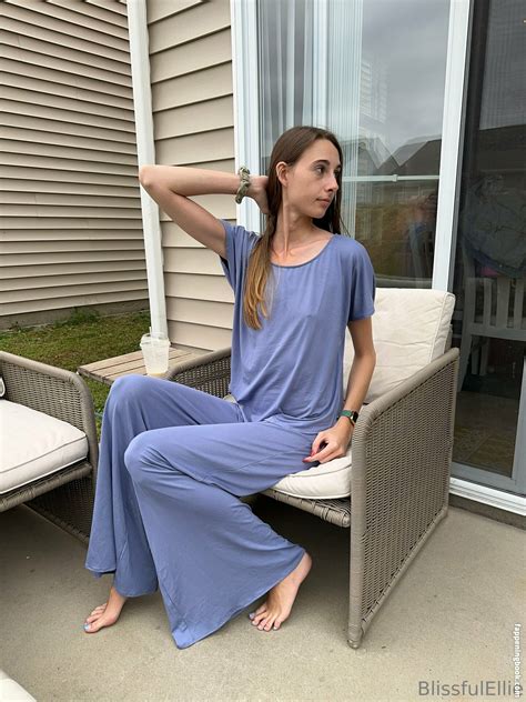 Blissfulellie Nude OnlyFans Leaks The Fappening Photo FappeningBook