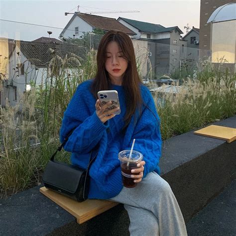 겨울 여성 블루 스웨터 크루 넥 트위스트 한국 패션 레이지 윈드 레저 루즈한 빈티지 풀오버 긴 소매 니트 탑