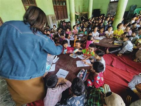 Khit Thit Media On Twitter မုံရွာ အမြင့်လမ်း သပိတ် အင်အားစုများက Nug အစိုးရဖွင့်လှစ်ထားသော က