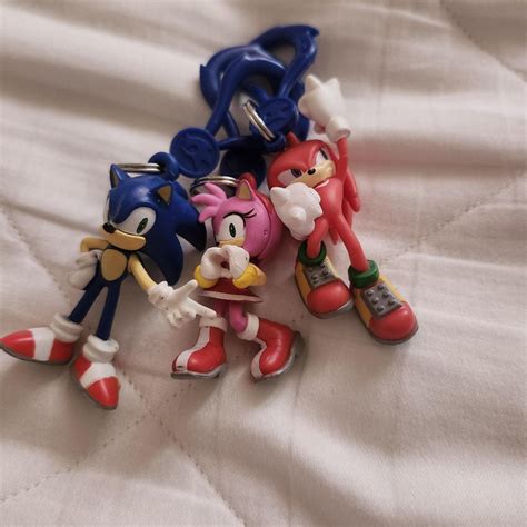 Sonic The Hedgehog Keychain Bundle Featuring Sonic Depop