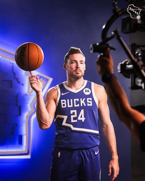 Milwaukee Bucks 2024 2025 City Jersey