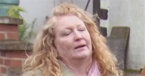 Whats Happened To Charlie Dimmock Ground Force Presenter Cruelly Blasted By Bodyshamers For