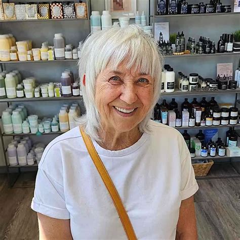 16 Trendy Shag Haircuts Women Over 70 Can Pull Off Layered Haircuts For