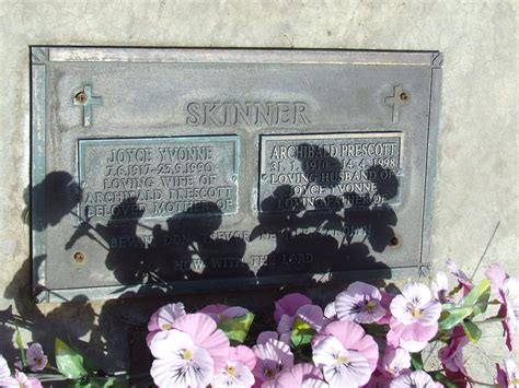 Joyce Yvonne Skinner 1917 1990 Find A Grave Memorial