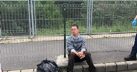Border Guards Rescued A Man Who Jumped Into The River And Was Carried