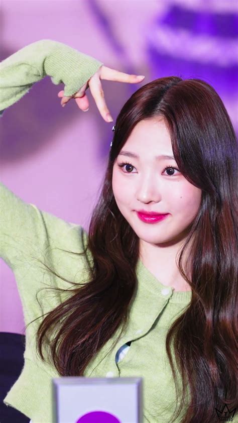 하츠투하츠 스텔라 포토포즈 The Chase 발매기념 공개 팬사인회 직캠 250315 고양 스타필드 Youtube