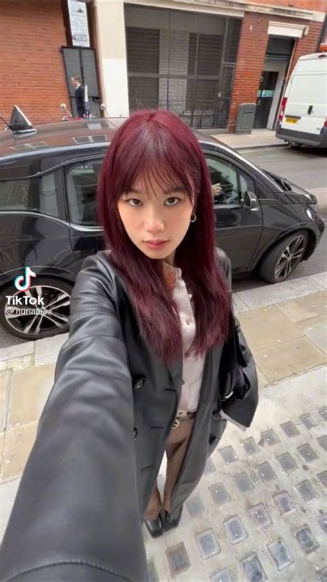 Pin By Agustina On Hair Red Hair Outfits Red Hair Inspo Wine Hair