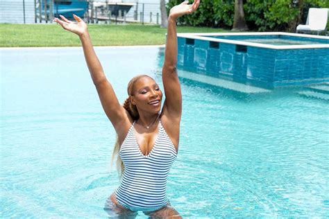 Serena Williams Puts Toned Figure On Display In Sexy Swimsuit After
