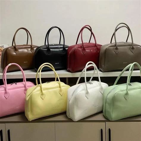 💖กระเป๋า Chalyn รุ่นชิคกี้ ใส่คอมและ Ipad ได้ ใบใหญ่ มีหลายสี💖 Shopee🍊 Th