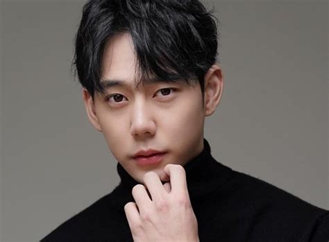 Jin Ju Hyung Trở Lại Sau Thời Gian Dài Vắng Bóng