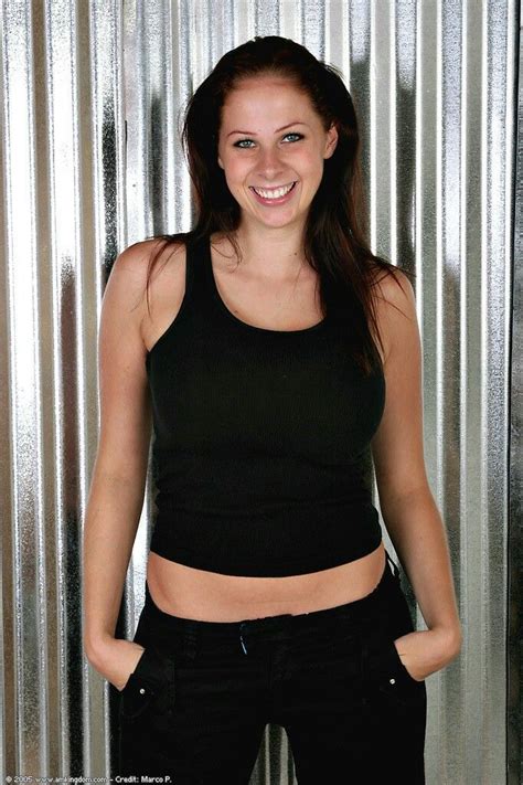 Gianna Michaels Gianna Michaels Big Naturals Gorgeous Model Womens