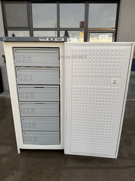 Фризер Bosch 146 см Фризер Бош Бял Хладилници Фризери Карлово Фризер с 6 1чекмеджета