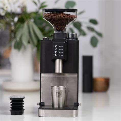 커피교육 전문가 커피하는람쥐🐿 커피교육 I 카페창업컨설팅 색감과 향으로 손님들을 끌어당길 히비스커스 망고티 만들어 보세요 ️좋아요 누르고 댓글에 ”히비스커스 달아