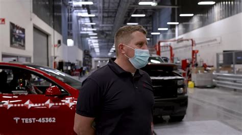 Tesla En Linkedin Tesla Crash Lab Data Driven Safety Join Us Gsgt8nfp 375