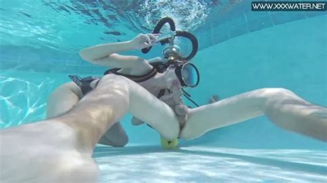 Petite Video With Sexy Minnie Manga From Grab MAX PORN