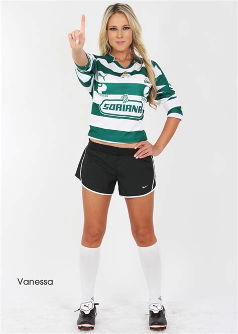 Imagenes De Uniformes De Futbol De Mujeres