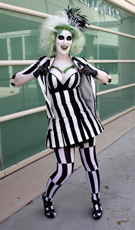 Female Beetlejuice Cosplay