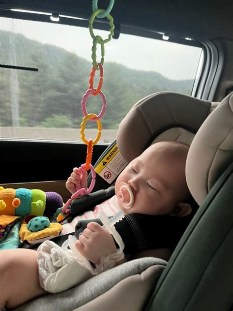 아기 카시트장난감 추천 아기고리장난감 토이버클로 놀아주는방법 ♥ 핑거피싱 네이버 블로그