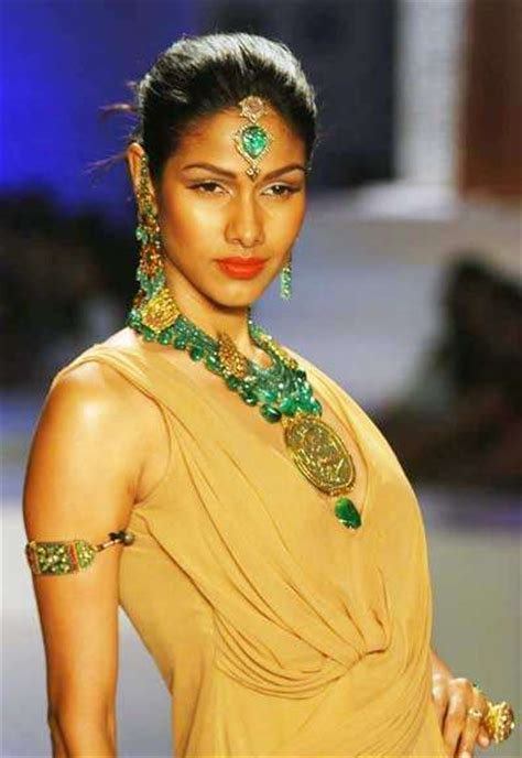 20 Of The Hottest Indian Models Welcomenri