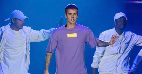 Justin Bieber To Fans Screaming Is Just So Obnoxious Teen Vogue