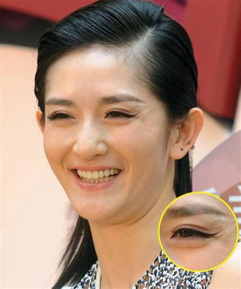 笑眼的女人命运 笑眼弯弯的女人面相 伤感说说吧