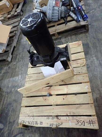 Grundfos Vertical In Line Pump Yellow Tag Auctions