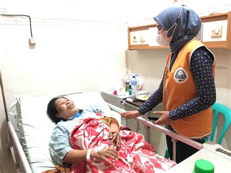 Nuraini Dengan Jkn Pelayanan Ramah Dan Tanpa Diskriminasi