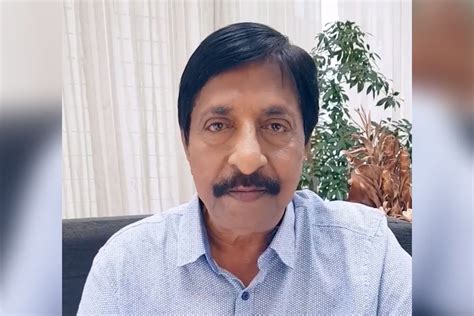 വിവാഹം കഴിച്ചത് അബദ്ധം പറ്റിയത് പോലെ മറ്റൊരു വിവാഹം കൂടി കഴിക്കണം
