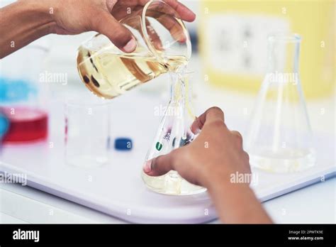 Scientist Mixing Chemicals Hi Res Stock Photography And Images Alamy