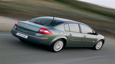 Renault Megane II (Рено Меган 2) Замена сайлентблоков и шаровой ...