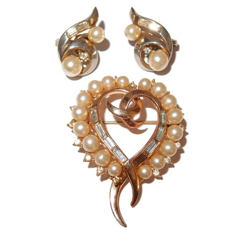 Blowout Sale Alfred Philippe Trifari Vintage Pearl Rhinestone Heart Pin