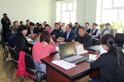 ГХУСАЗСЗ АЙРАГ ДАЛАНЖАРГАЛАН СУМДААР АЖИЛЛААД ИРЛЭЭ