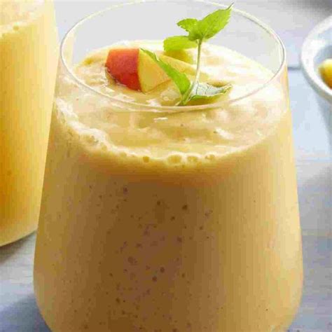Mango Lassi For Mango Lovers Mango Lassi ਅੰਬ ਖਾਣ ਦੇ ਸ਼ੌਕੀਨਾਂ ਲਈ ਹੈ