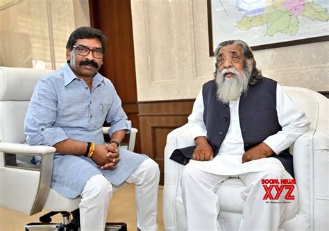 Ranchi Jharkhand Chief Minister Hemant Soren With Jharkhand Mukti