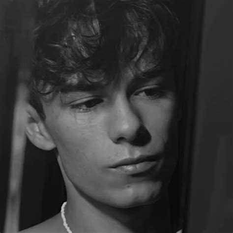 Florian Florianalin • Threads Say More