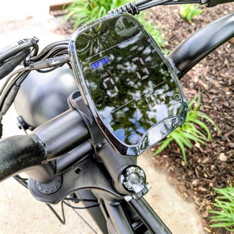 Tst R002 2025 Ebike Review A Fun Little Moped For Adults And Teens