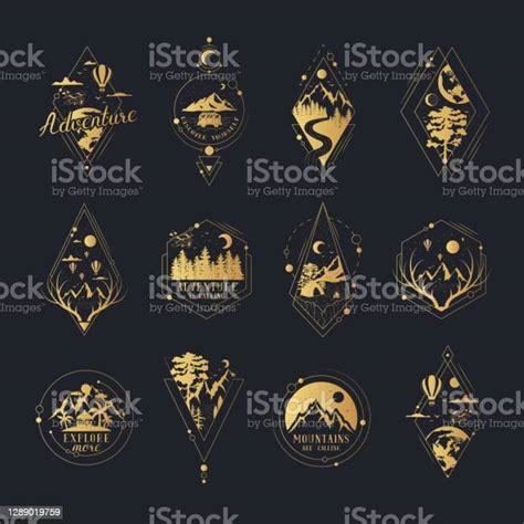숲 나무 산 지구 달과 별과 함께 손으로 그린 황금 방랑자 배지와 라벨세트 벡터 격리 된 모험 인쇄 포스터와 문신골드 기하학적