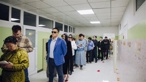 Н Номтойбаяр Өөрчлөлтийг хийх өдөр гэж ухамсарлаж иргэд амар тайван саналаа өгч байгаа нь урам