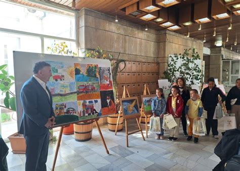 Наградиха победители в конкурса за детска рисунка Карлово Онлайн