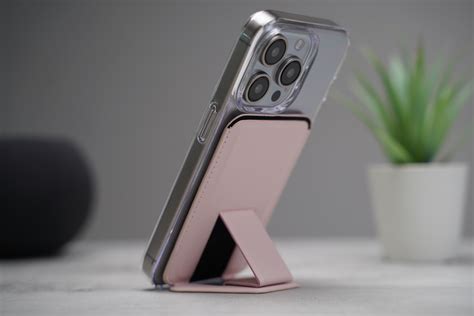 Light Pink MagSafe Wallet Case Holder And Stand Holds Up To 3 Cards