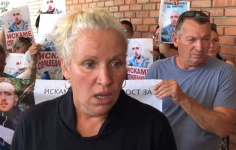 Майката на убития Митко Очаквам свидетелите да разкрият цялата истина Информационна агенция ПИК