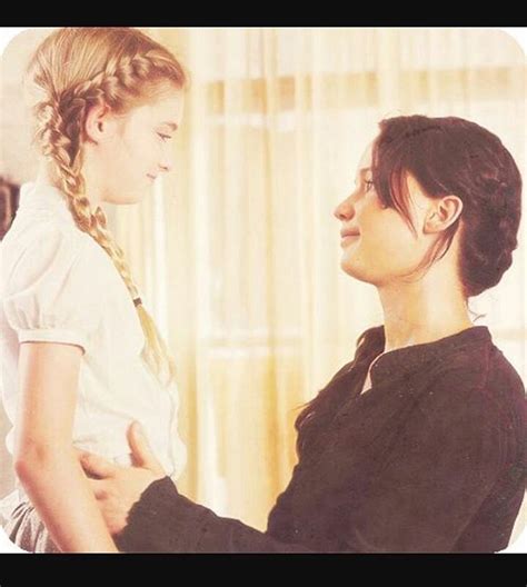 Sisters Prim Katniss Hunger Games Hunger Games 2 Katniss