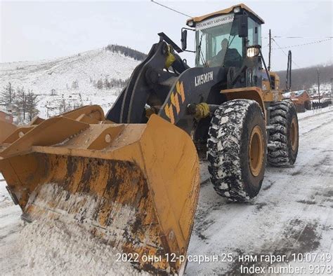 Халтиргаа гулгаанаас сэргийлж 330 тонн бодис 577 7 тонн давс цацлаа