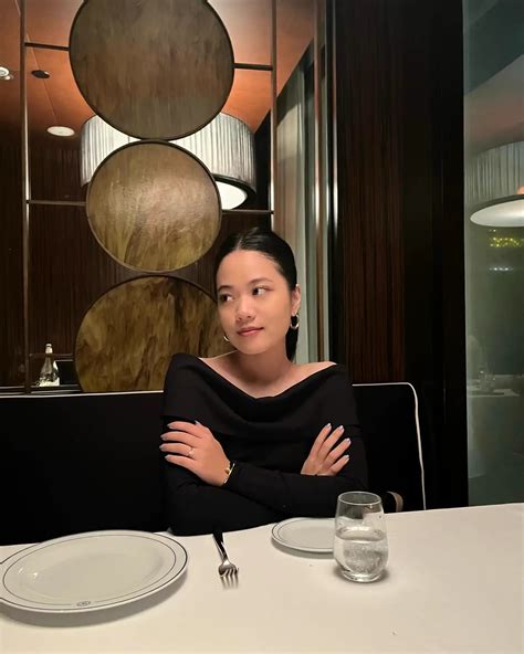 Date Night Outfit Idea 🌃 ไอเดียแต่งตัวง่ายๆไปดินเนอร์ แกลเลอรีที่โพสต์โดย 𝑲 𝑽𝒊𝒊𝒆𝒏𝒆 Lemon8