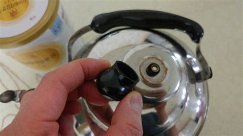 떨어진 주전자 뚜껑 손잡이 다이소 미라클 픽스로 붙였어요 네이버 블로그